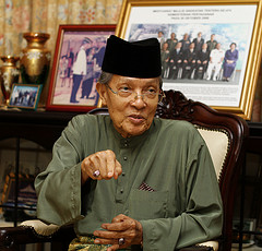 WARISAN RAJA & PERMAISURI MELAYU: Mohor Besar Raja-Raja Melayu.