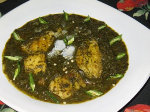 Bangali Fish : Fish Palak Curry.
