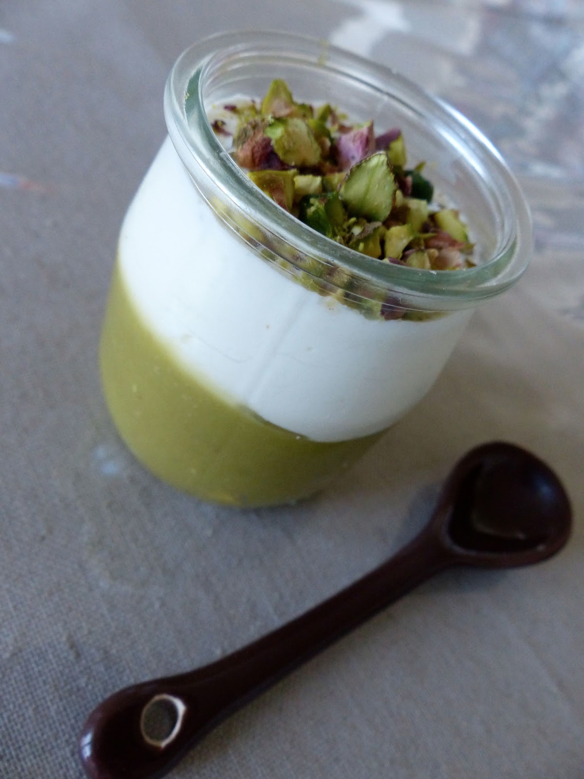 Huile d'olive et Gourmandise: Petit pot de crème dessert Avocat/Pistache