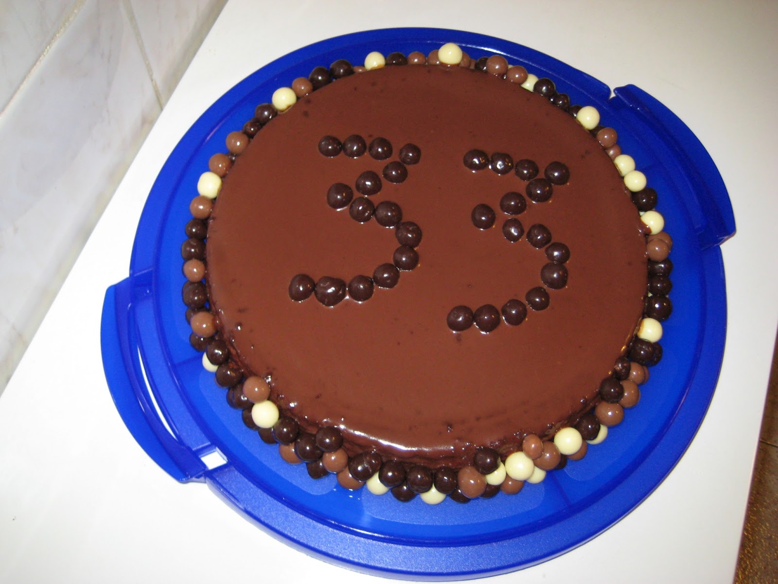 Un ángel en mi cocina: Pastel rayado de vainilla y chocolate