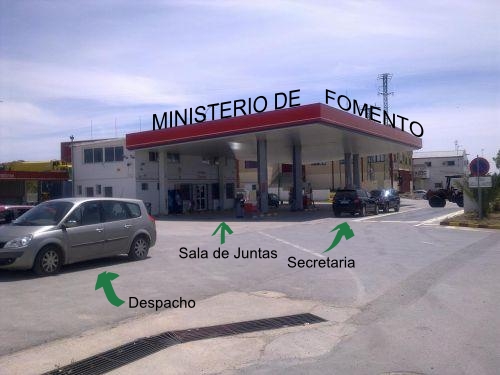 DOS HOMBRES Y UN DESTINO: Nueva sede del Ministerio de Fomento.