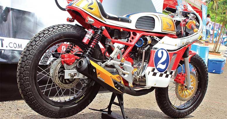 MODIFIKASI HONDA TIGER CAFE RACER "TASIKMALAYA" - Beritaku