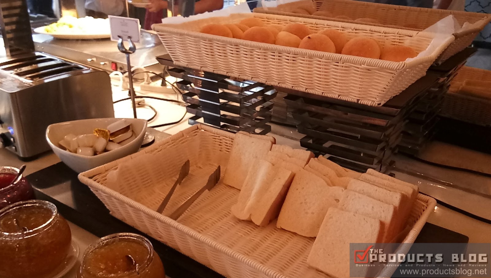 Hotel 101 Review and Tour