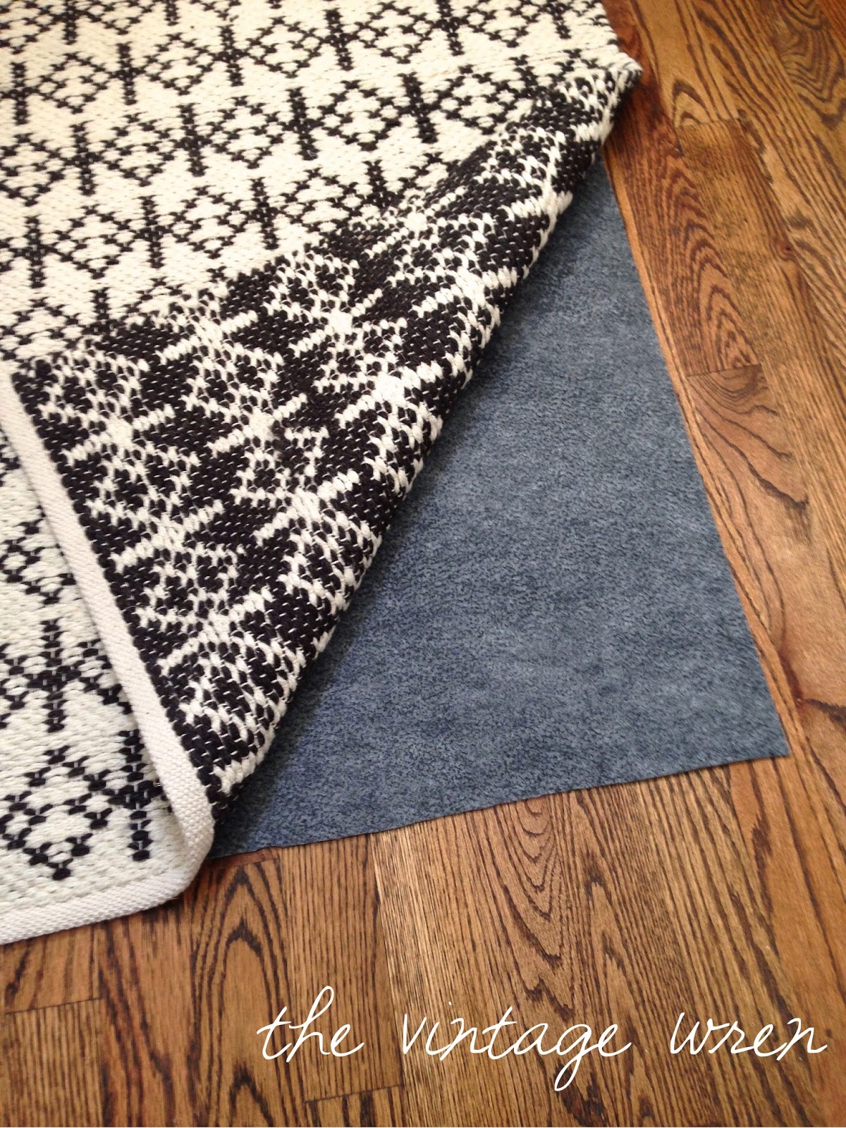 { the vintage wren }: :: my favorite rug pad
