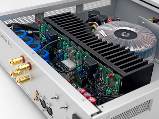 HiFi Unlimited: Ask For Demo? Bladelius Ask Power Amp, Now In Audiomatic.