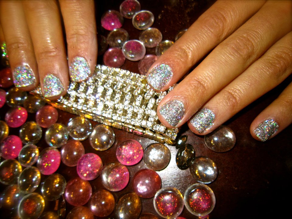 FASHION WORLD: EMO nails