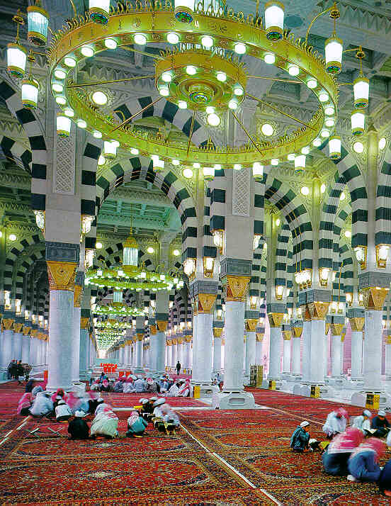 Islamic History And Wallpapers: Inside Masjid Nabvi Beautiful Image And ...
