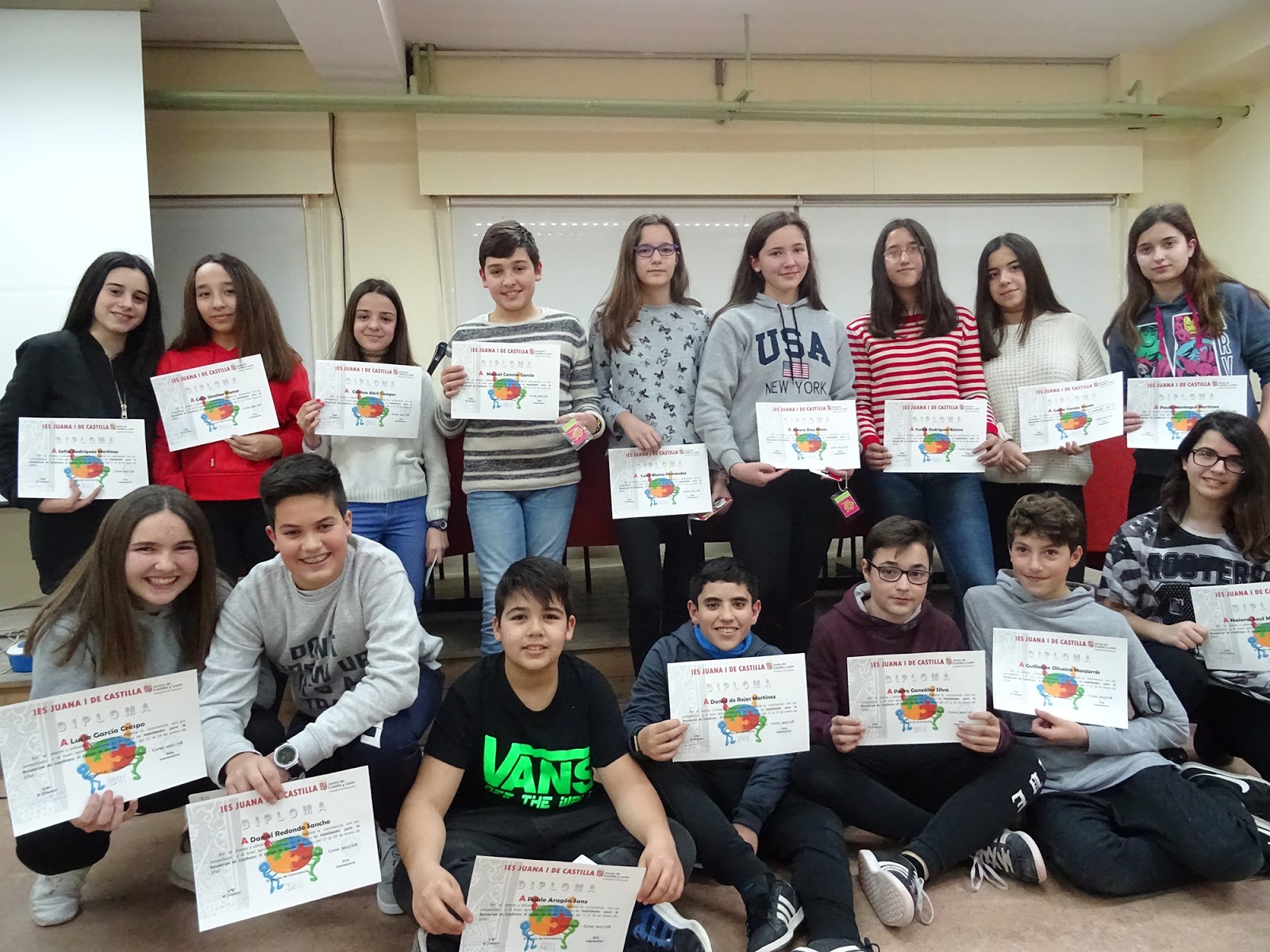 estación JdeK: Equipos de Ayuda 2017-2018