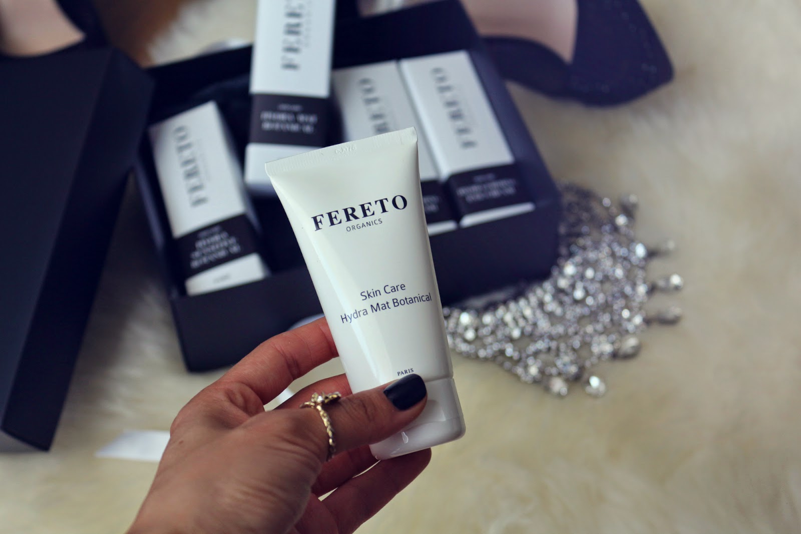 FERETO Paris - ingrediente naturale, matifiere si stare de bine pentru ...