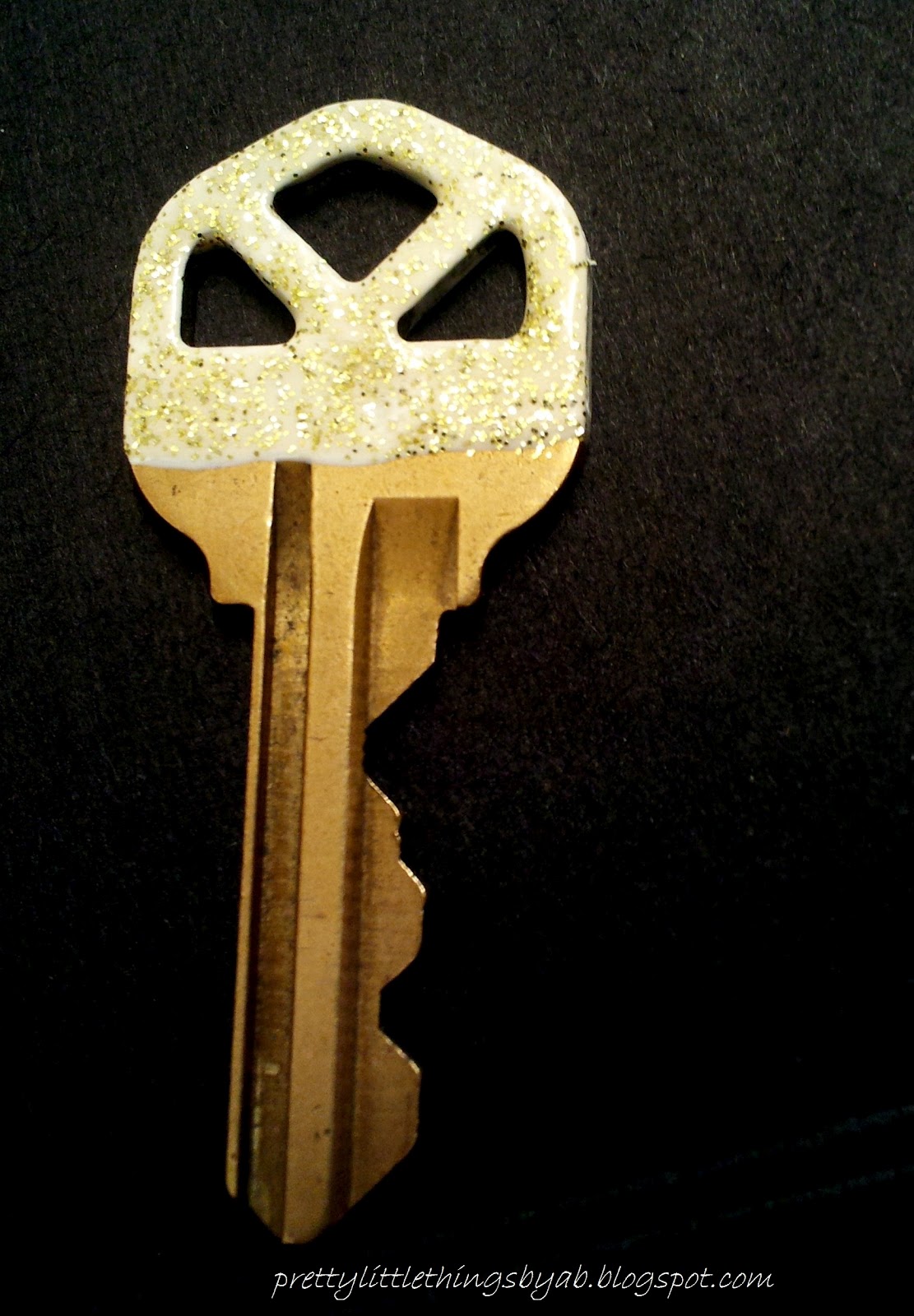 Amber Bee Style: DIY| Color Coded Keys