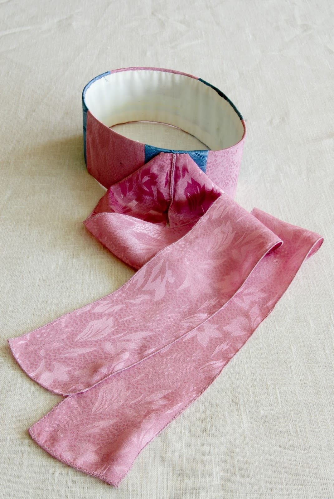 Eesti rahvarõivad: Ambla kihelkonna rahvarõivad