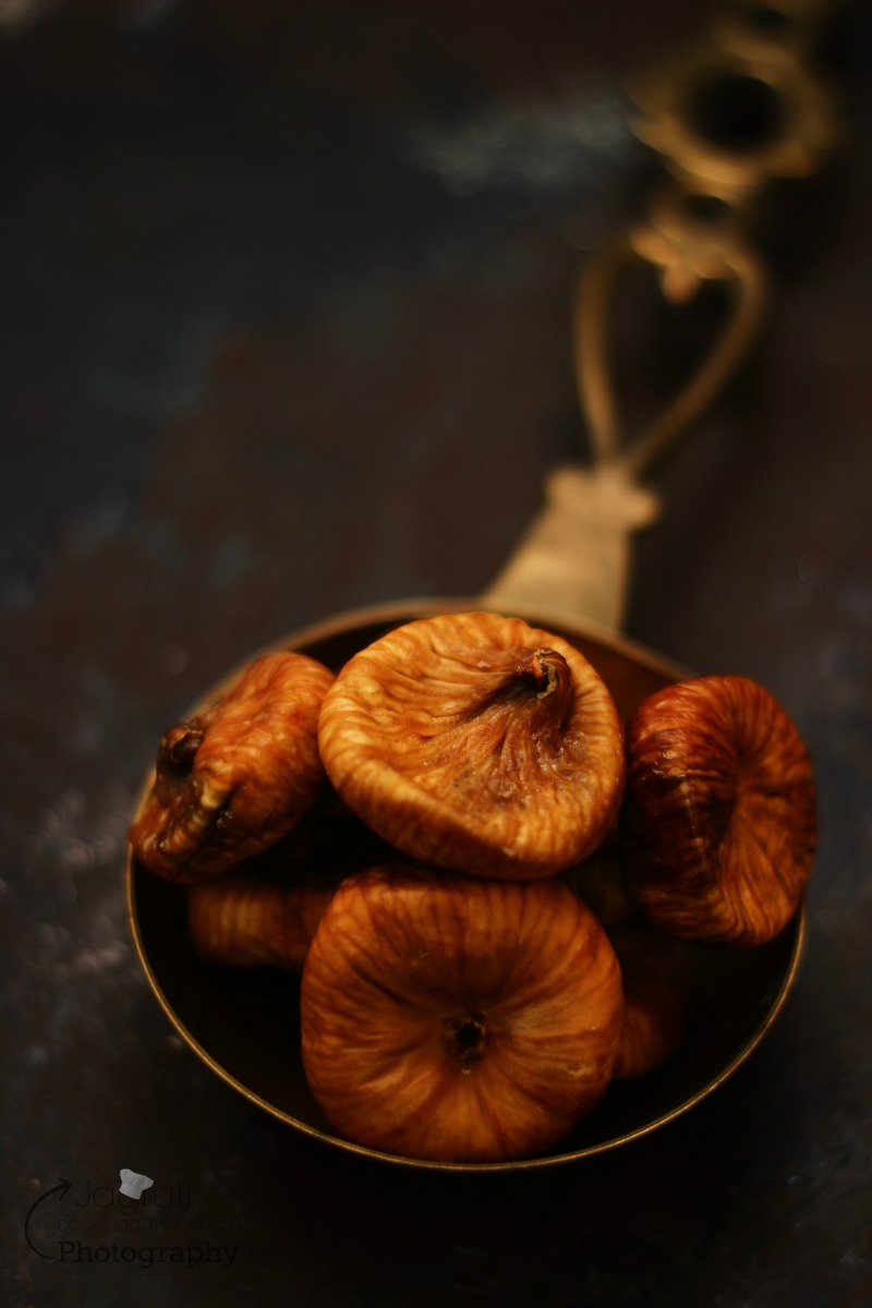 Mixed Dry Fruit and Nuts Vedhmi / Puran Poli | J Cooking Odyssey