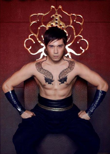 PINOY MALE POWER - SEXIEST PHOTOS ONLINE: PAULO AVELINO