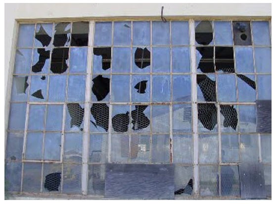 Seguridad Ciudadana: EL CURIOSO SÍNDROME DE LA VENTANA ROTA