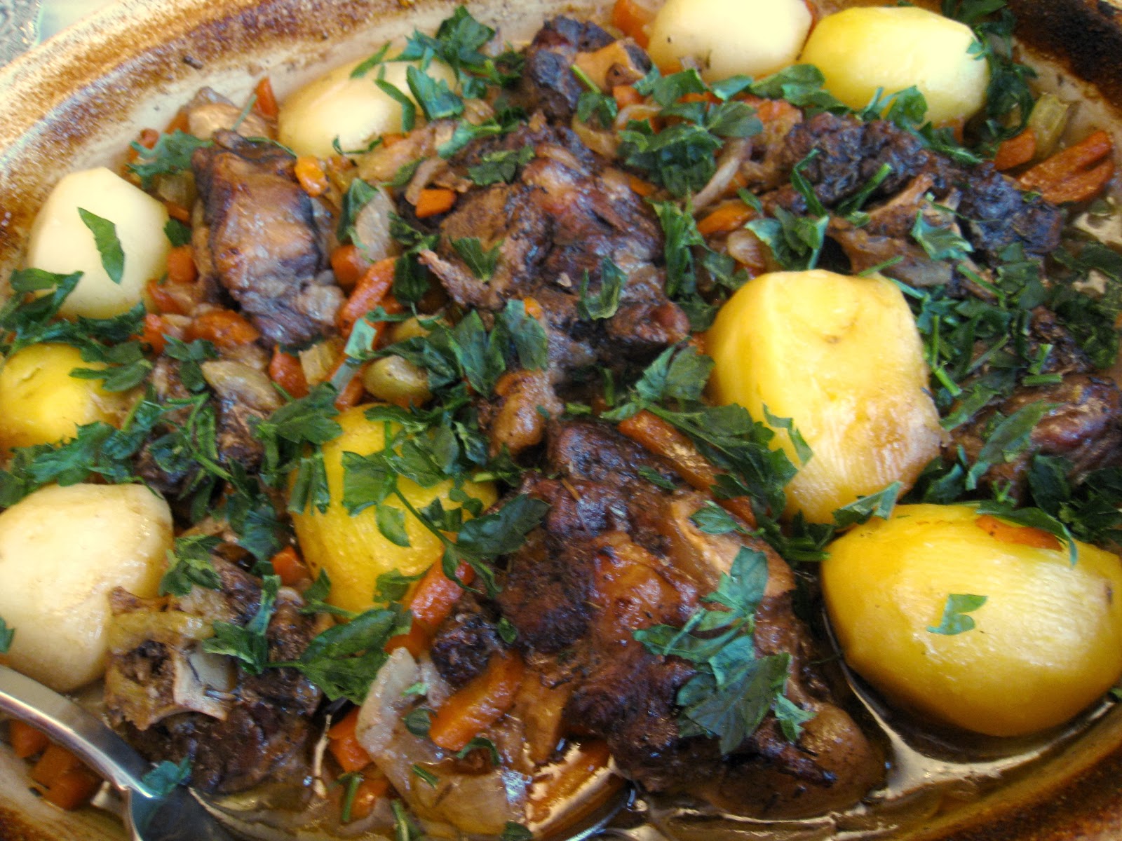 Gera virtuvė: Jaučio uodegos troškinys