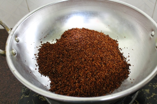 Homemade Ragi Powder Recipe / Baby Ragi Powder Recipe / Sprouted Ragi ...