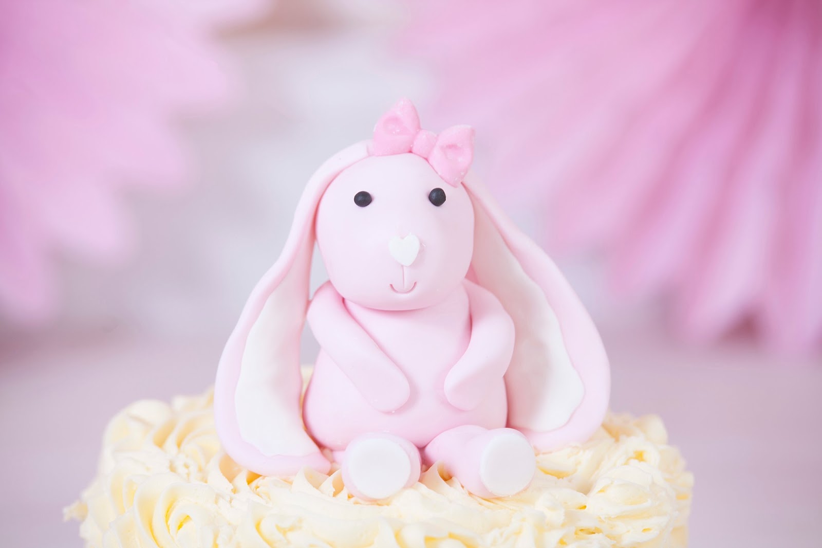 pink bunny cake smash - cake smash photoshoot - bella photography fife ...