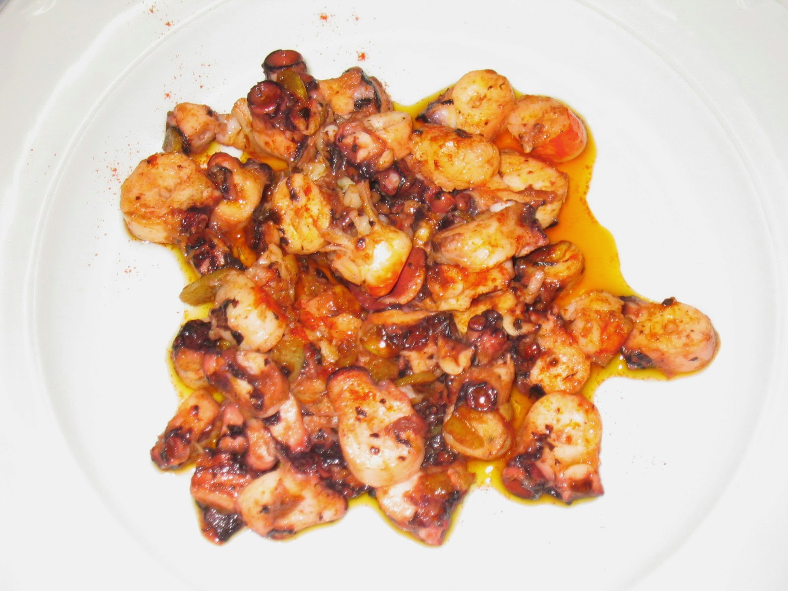 El rincón de Mundín: LOS CEFALÓPODOS: EL CALAMAR, LA JIBIA Y EL PULPO