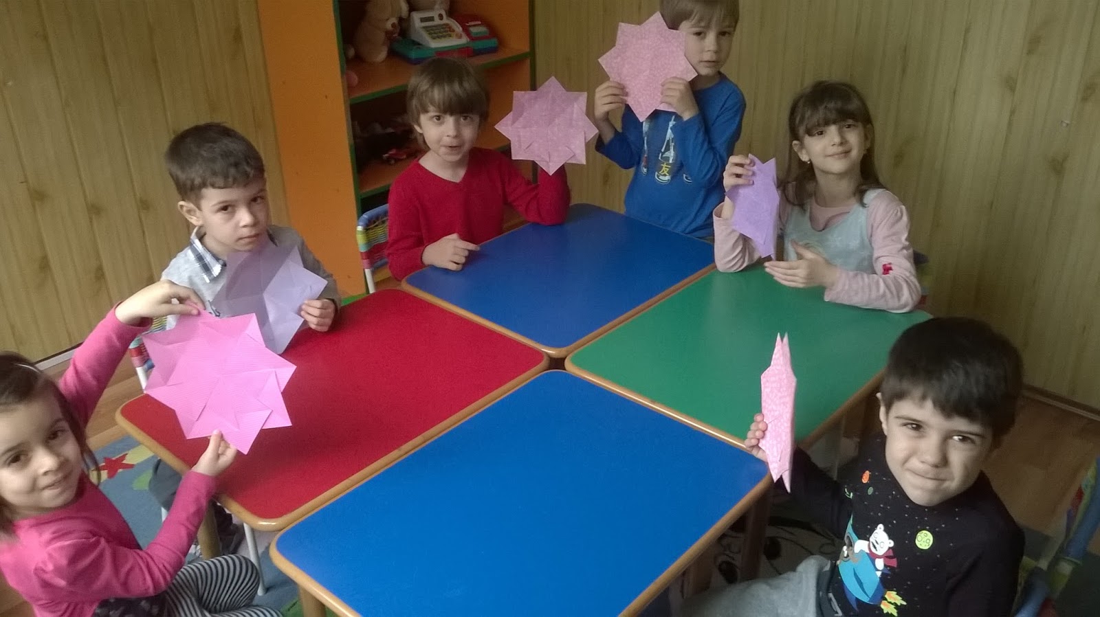 Cursuri Origami: Fulgi „inversați”