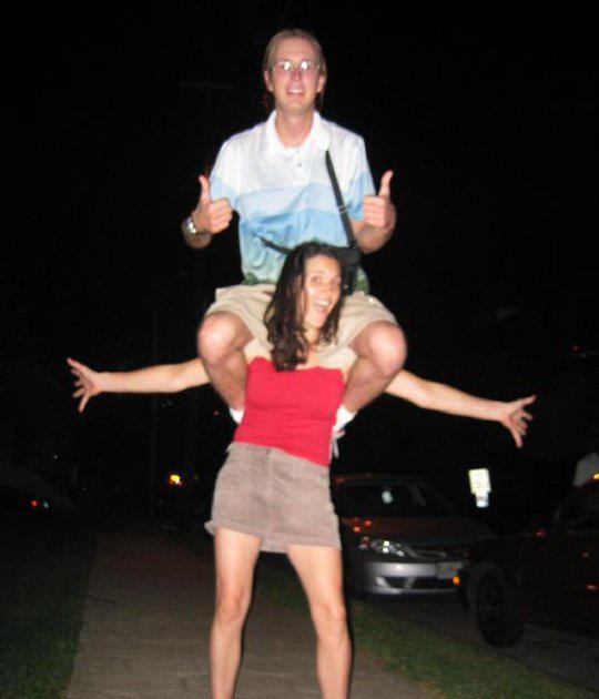 Drunk Shoulder Sit ~ Women Lifting Men