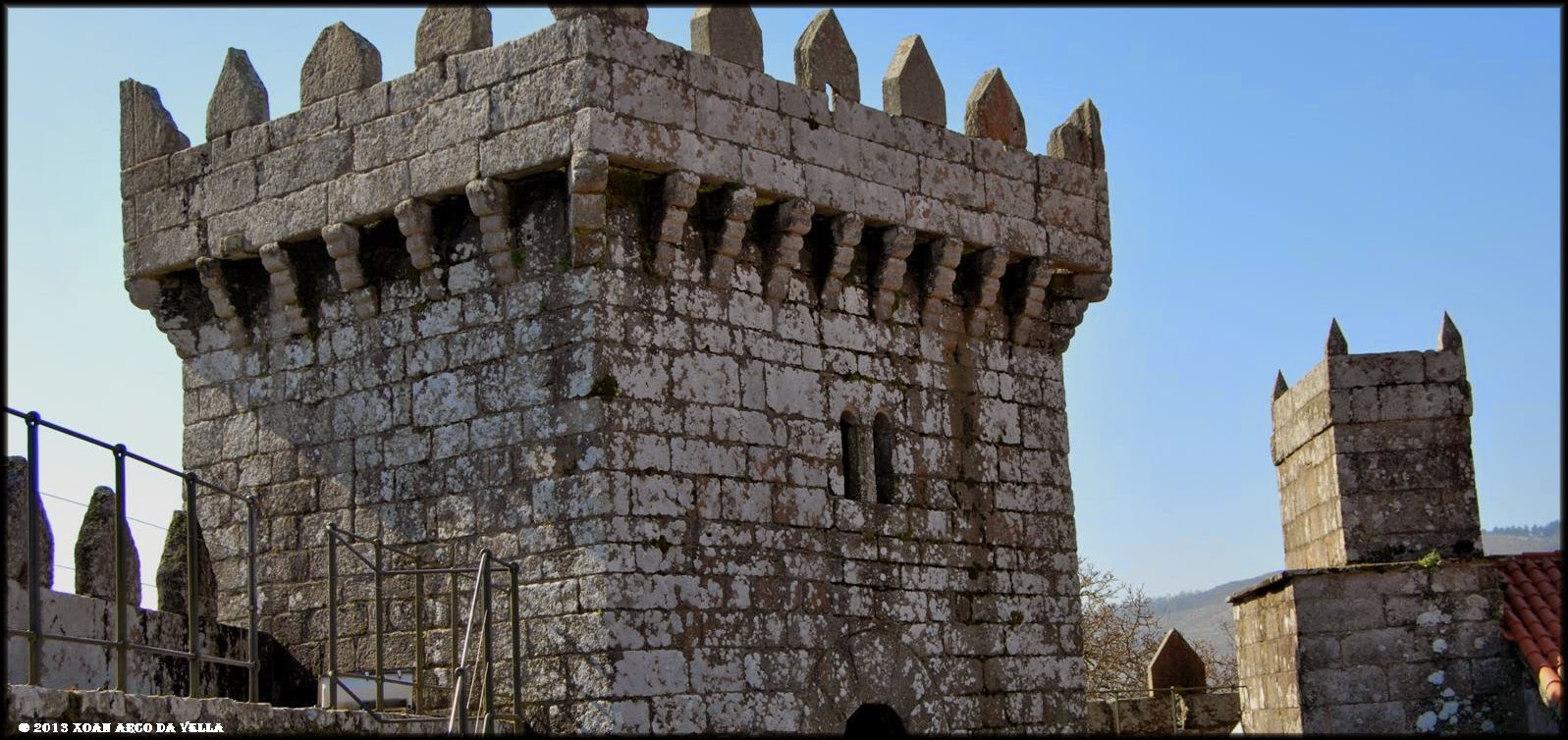 XOAN ARCO DA VELLA: CASTILLO DE VIMIANZO