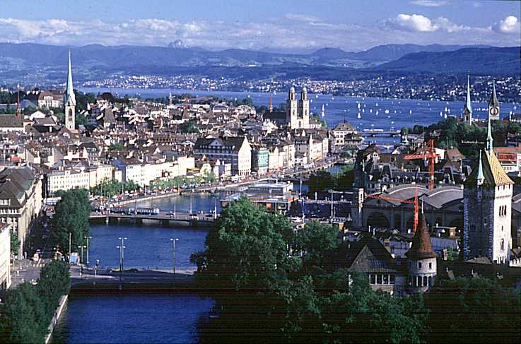 Traveler Guide: Zurich City Tour