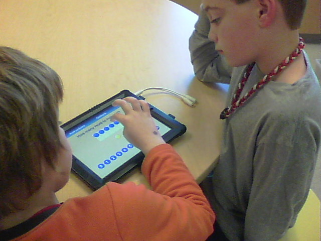 iPads In Learning: combinations of 10- using the Tens Frame Fill iPad app