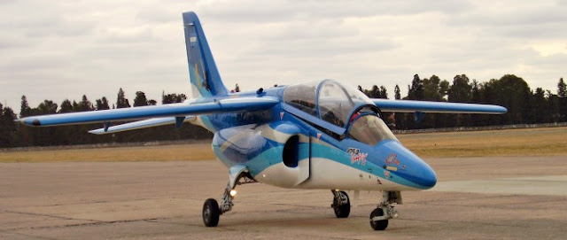 CULTURA AEREA: Primer IA–63 Pampa II de la Nueva Escuadrilla Acrobática ...