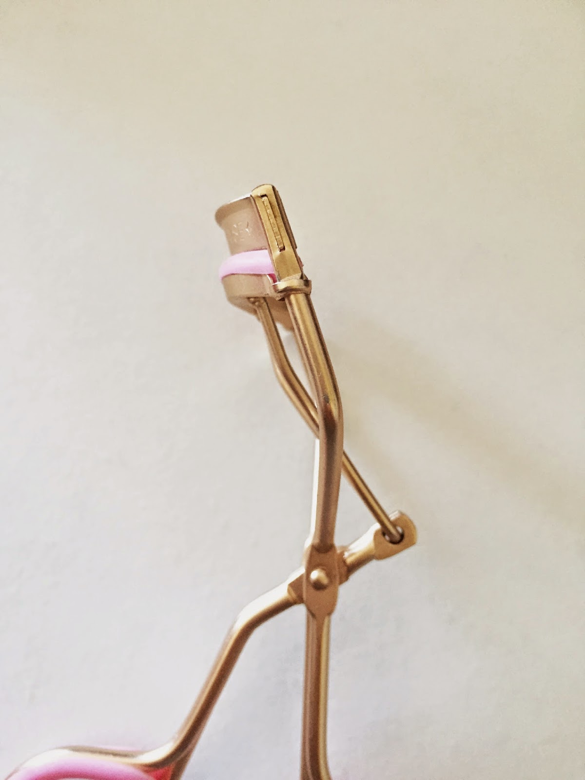Review: Etude House My Beauty Tools (Eyebrow Razor & Eyelash Curler ...