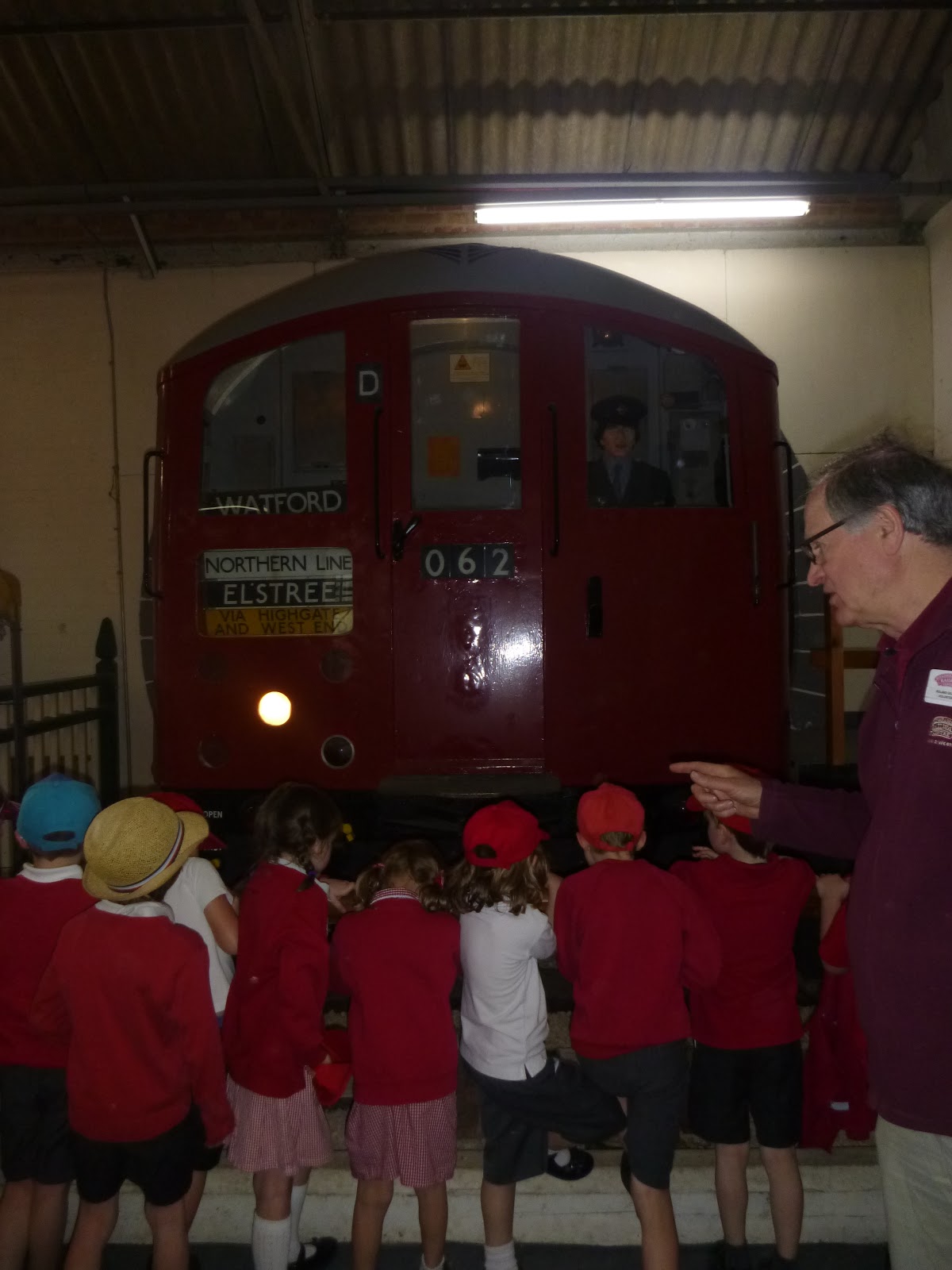 Beech Blog: Welcome to Redbourn Primary School