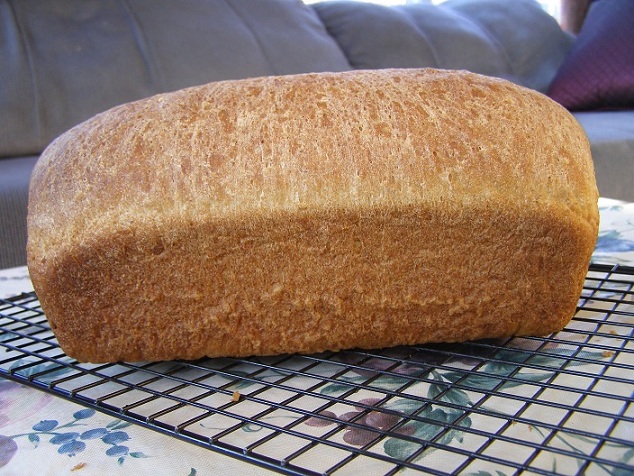 Hanaâ's Kitchen: Whole-Grain Maple Oat Bread