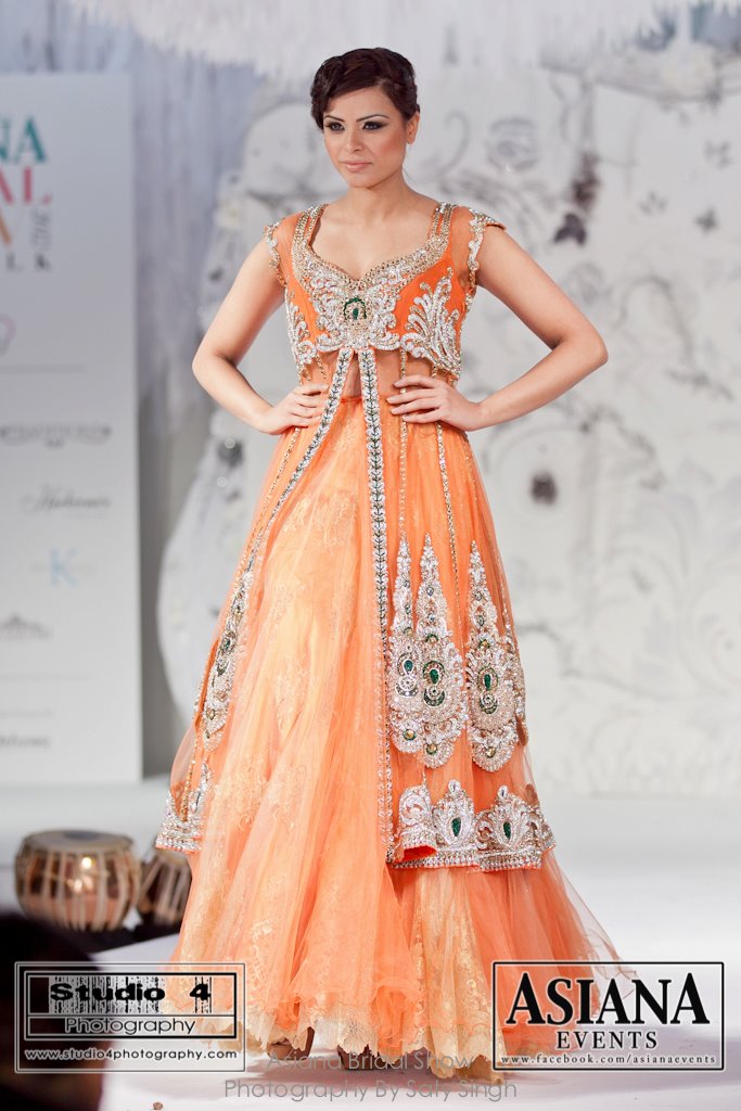 Frontier Raas at the Asiana Bridal Show London 2012