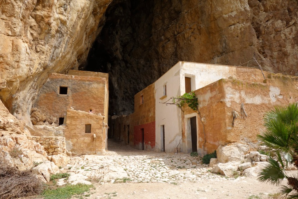Sicilian Cave Village Is Frozen in Time