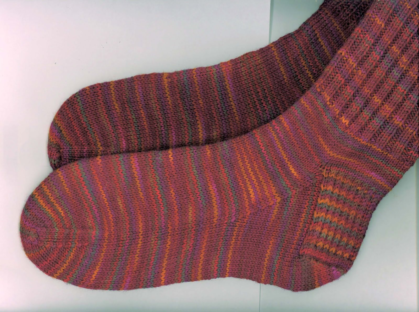 Sara's Colorwave Blog: PATTERNED SOCK YARNS