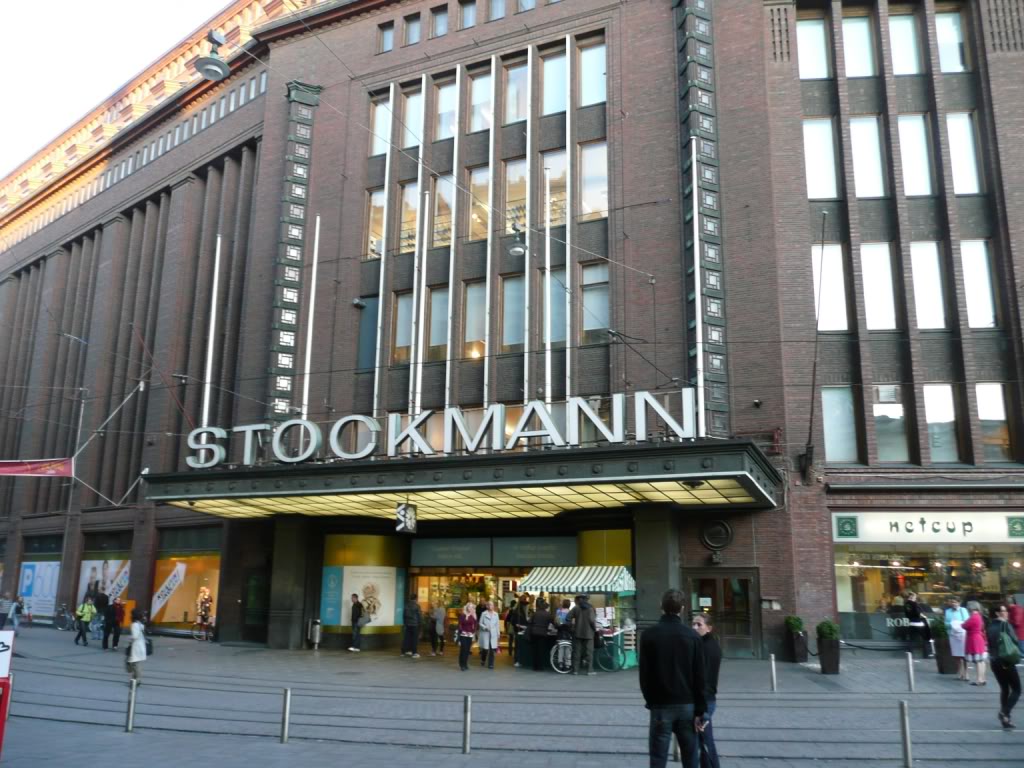 Mimi's Cake Tour: Stockmann [Mimi's World Tour]