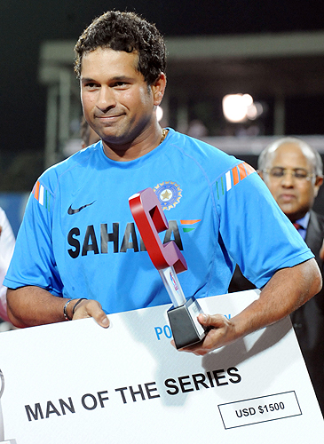 OMGSACHIN: Photos: Sachin Tendulkar Awards And Trophies