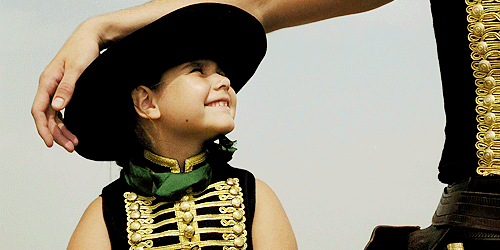 THE FALL costume summary ~ The Style Sidekick