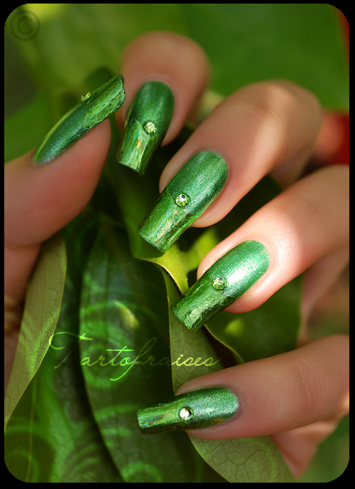French Green Foil Nail Art