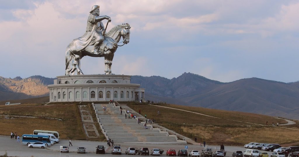 The Tomb of Genghis Khan - Khagan of the Mongol Empire - ZuKuZ NewZ
