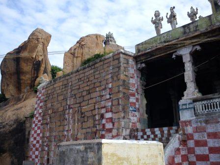 Tamilnadu Tourism: Kodunkundranathar Temple, Piranmalai, Sivaganga