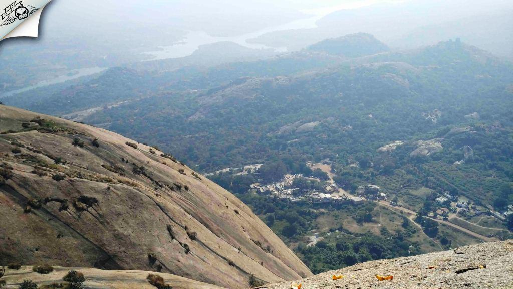 Trek to Savandurga Hills - Challenging your Grit and Guts 10/01/2016