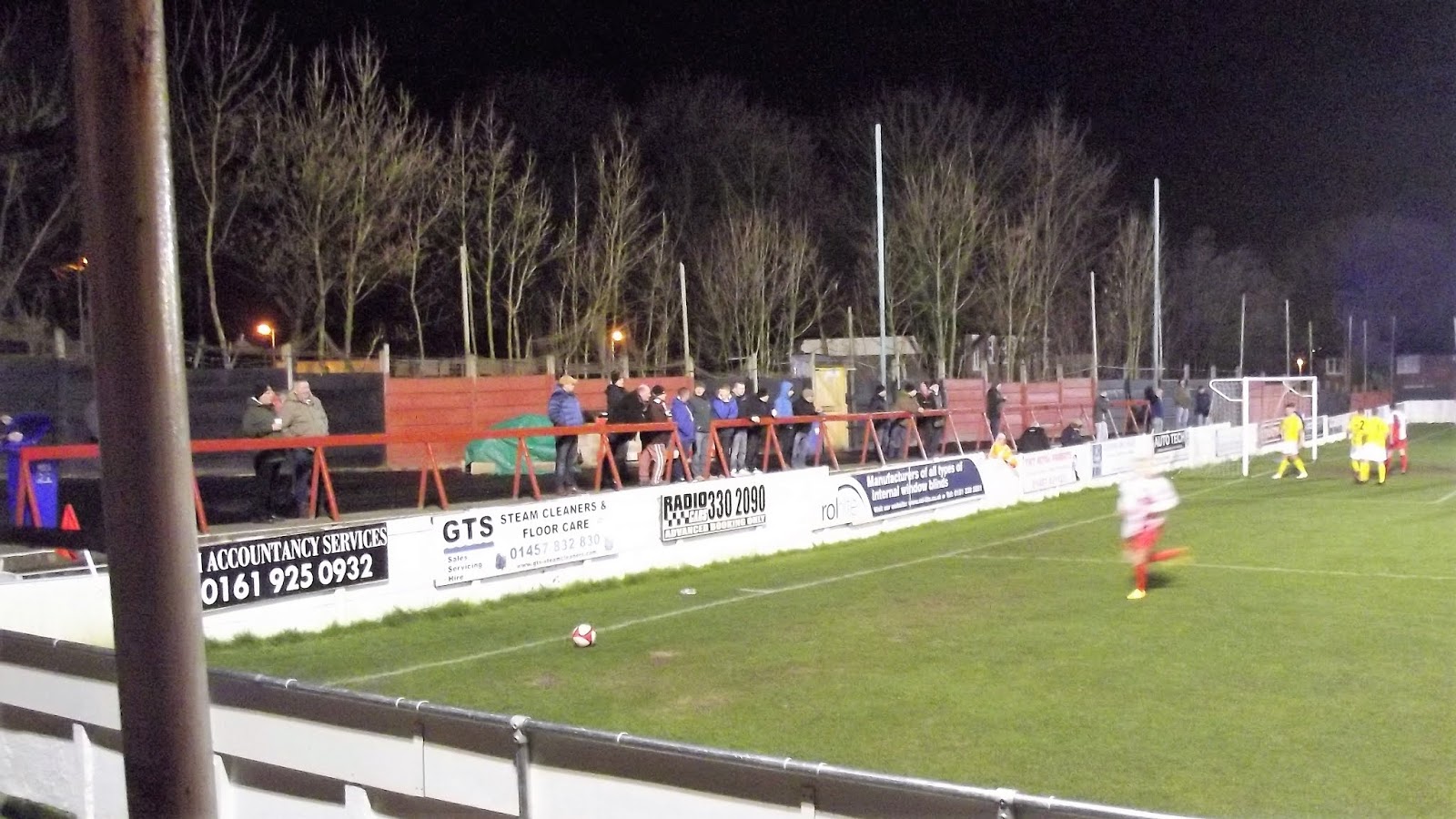 The Wycombe Wanderer: Ashton United - Hurst Cross