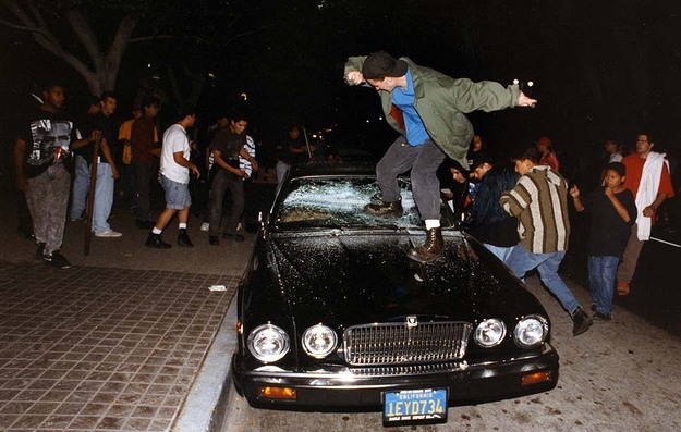 Photos of The 1992 Los Angeles Riots ~ vintage everyday