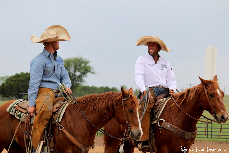 Life As Kaci Knows It: Weekend at the High Oaks Ranch: The Big Hat Roping