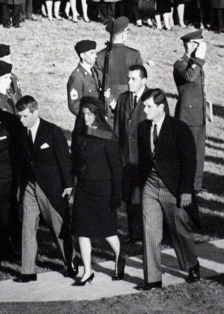 Jacqueline Kennedy Photographs: Jackie Kennedy Mourning Archive (1963-1964)