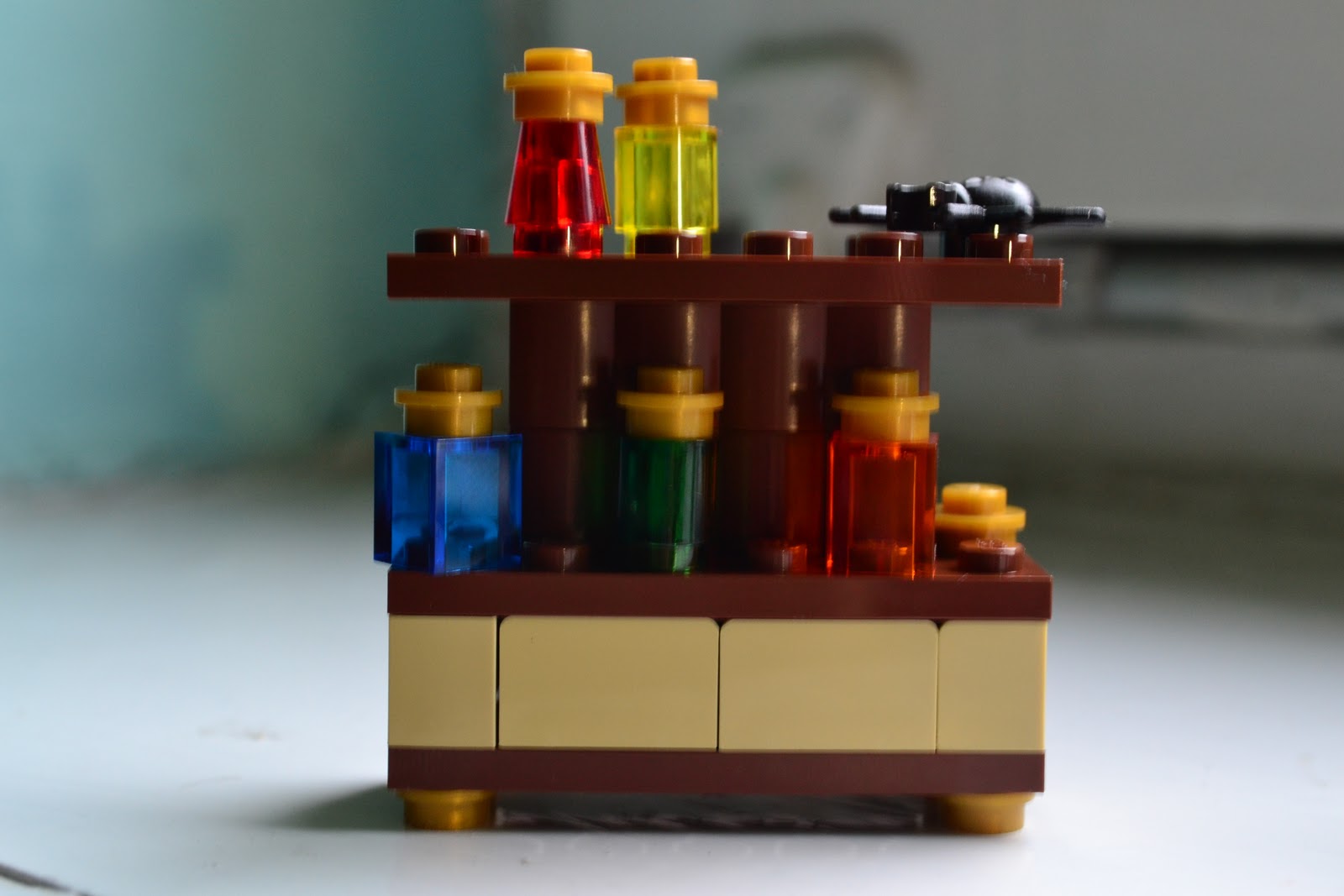 Totally Toys: LEGO Harry Potter & Potion Cabinet 30111