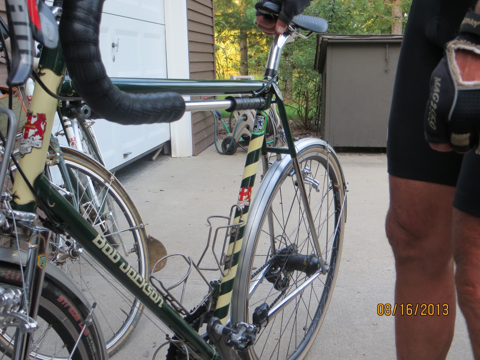 Simply Cycle: Custom Bob Jackson