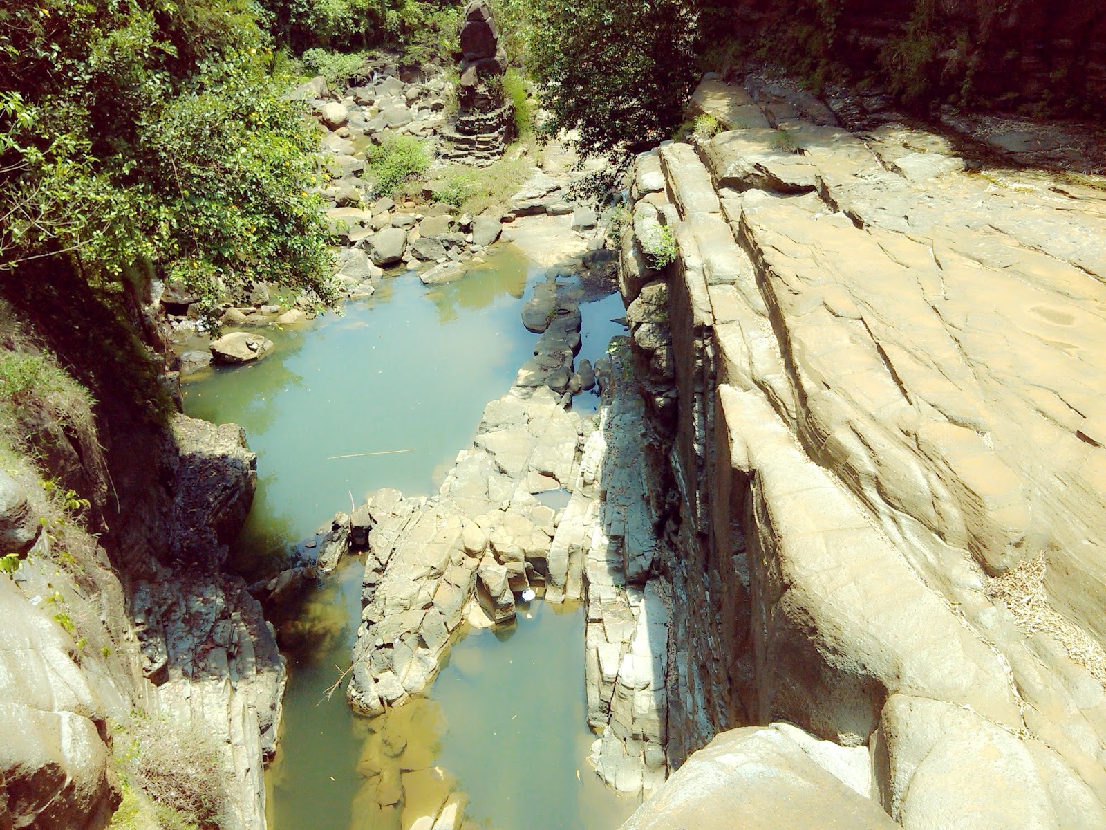 Keunikan dan Keindahan Curug Cigangsa Surade Kabupaten Sukabumi - Cloud ...
