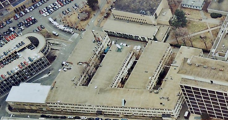 Paul's Architecture Lounge: MIT Building 20 이야기