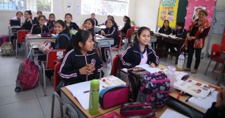 Contraloría supervisa buen inicio del año escolar en Arequipa ...